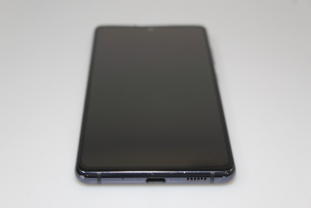 Buy a Samsung Galaxy S20 FE 256GB Cloud Navy | Phonetradr